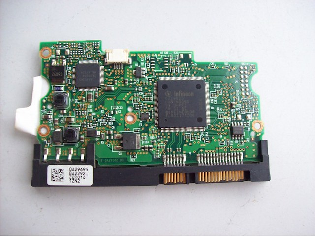 160 Gb HITACHI sata HDS721616PLA380 elektronika