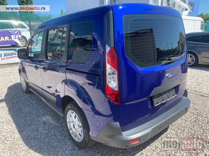 Ford Tourneo