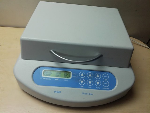 Laboratorijski Aparat MICROPLATE THERMOSHAKER PHMP