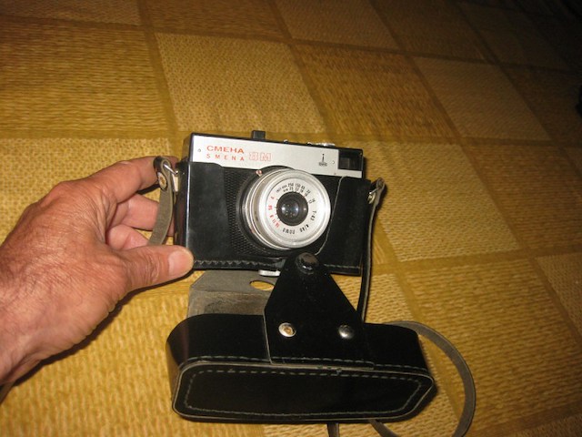 Fotoaparat Lomo Smena 8 iz SSSR-a