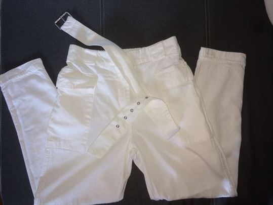 Bele pantalone 38, Novo