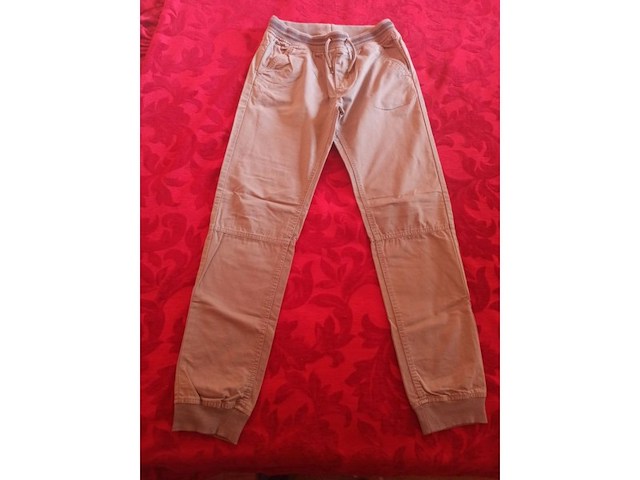 OVS pantalone velicina 164