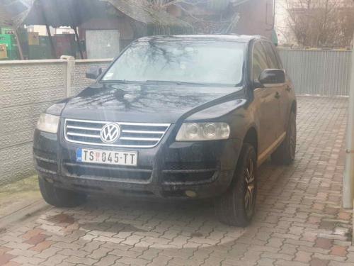 Prodajem VOLKSWAGEN TOUAREG 2004.