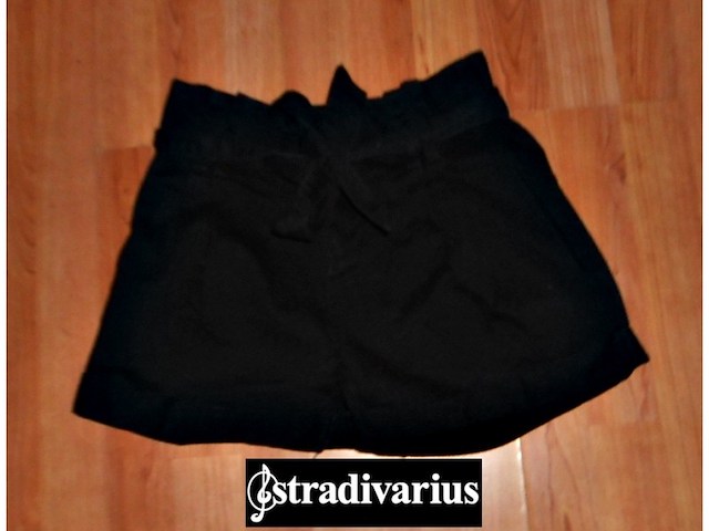 Sorc crni Stradivarius vel.S