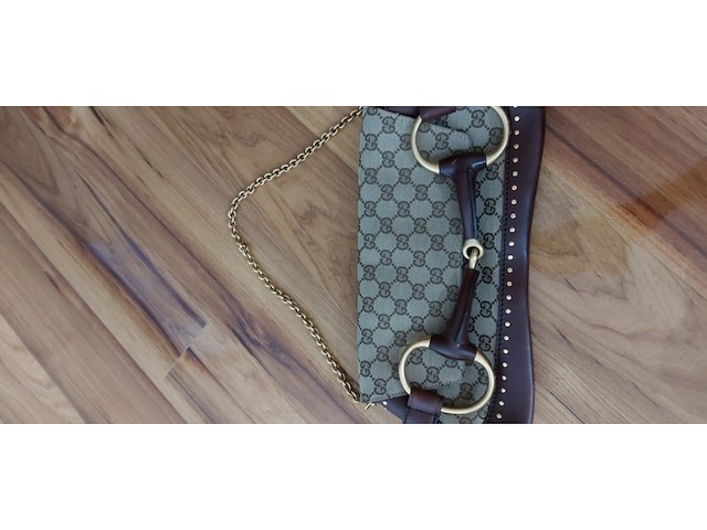 **Gucci tasna Vintidz**