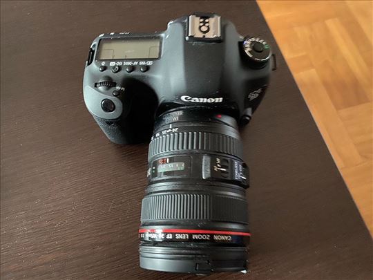 Canon 5D, lens 24-105mm