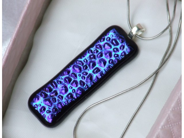 PRIVEZAK Dichroic Staklo - INDIGO KAPI ROSE 3