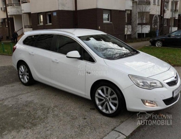 OPEL ASTRA J 1.7 CDTI 2011.god