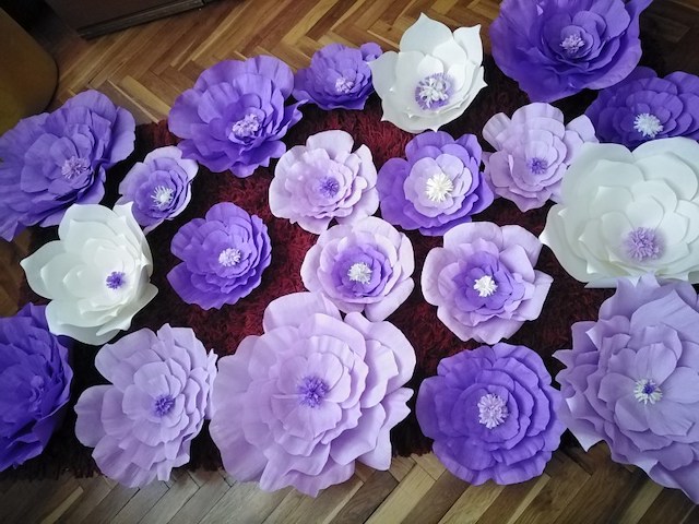 Cvetna dekoracija(20cvetova)