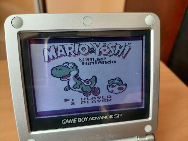 Mario &;; Yoshi Nintendo Game Boy