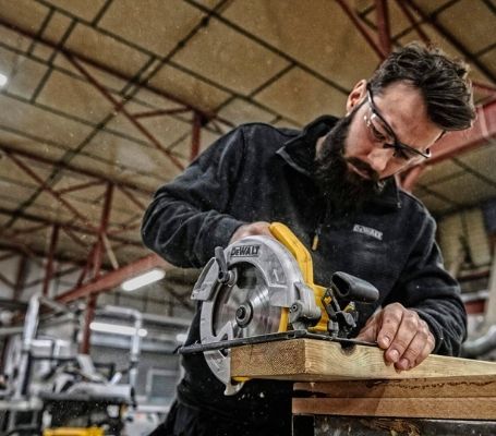 DeWALT cirkular – kružna testera 1350W DWE560