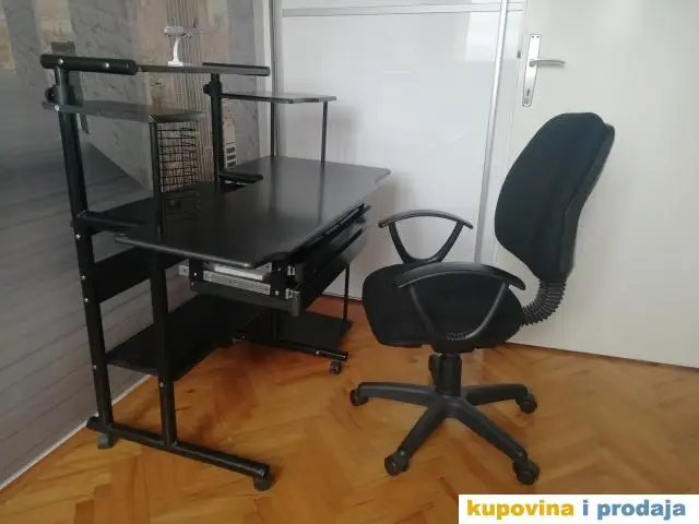 Radni sto i stolica