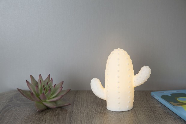 Led lampa kaktus -mali