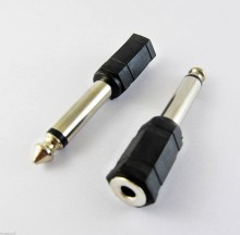 Audio jack adapter mono