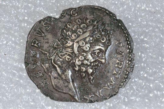 Rim, denar cara Septimija Severa 3