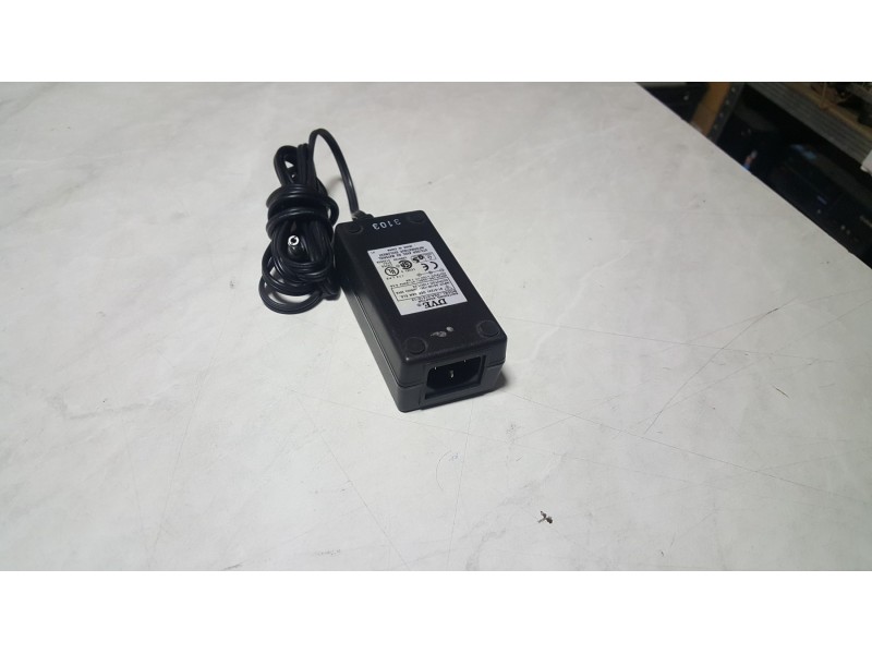 adapter 12v 1,5a ispravan 5,5x2,1 DVE