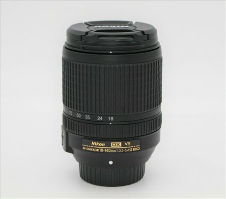 Nikon 18-140mm f/3.5-5.6G ED DX VR - Novo