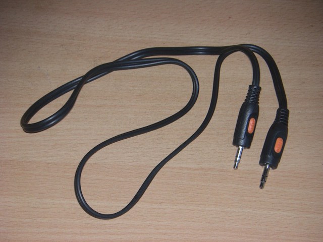 Audio stereo kablić sa utikačima 3,5 mm