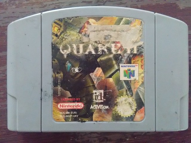 nintendo 64 igrica quake 2 ispravna sa slika