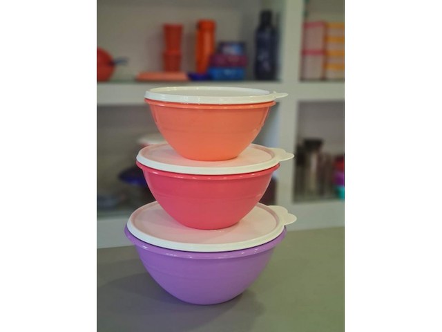 Tupperware set Cudesnih posuda