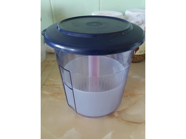 Tupperware posuda za masline Picadilly