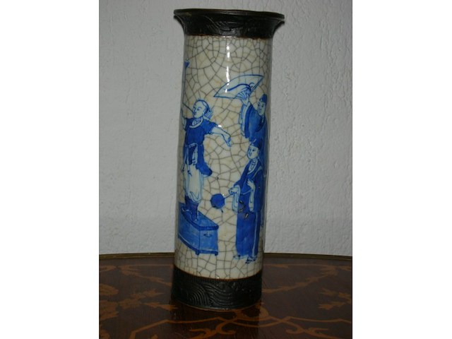 Raritetna kineska vaza,`napuknuti` porcelan tehnika