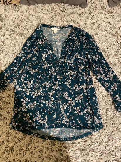 Cvetna bluza H&M