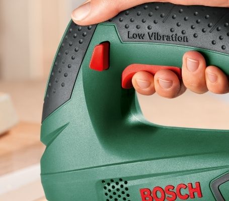 Bosch ubodna testera 500W PST 650