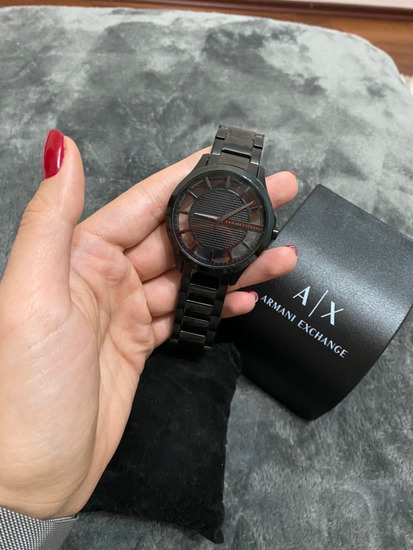 Unisex novi Armani exchange sat