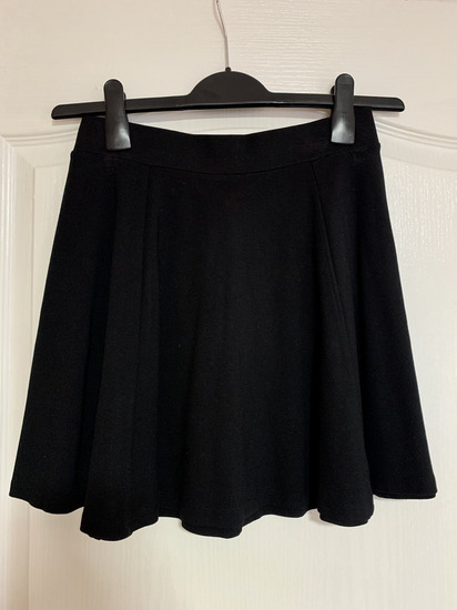 Pamučna crna suknja A kroja
