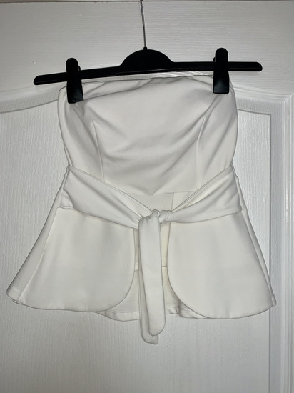 Bela bluza