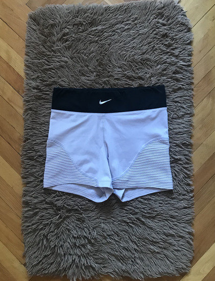 Nike pro aeroadapt sorc