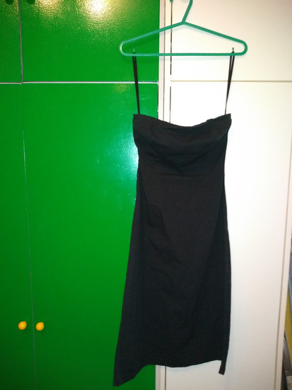 mala crna haljina