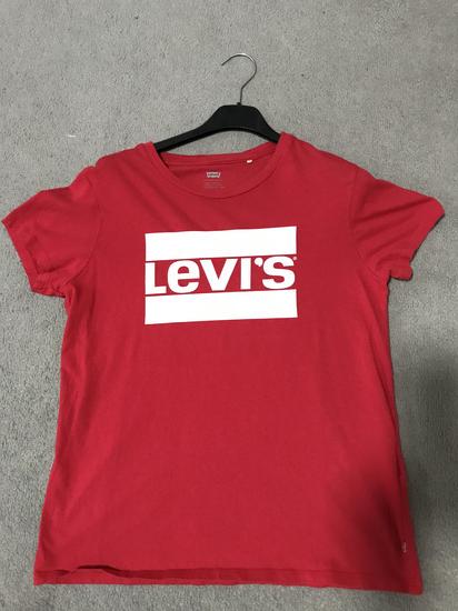 levis majca