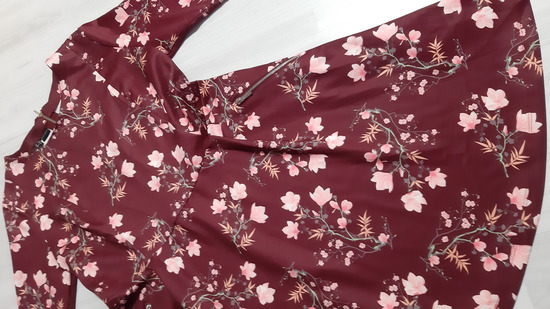 Cvetna bordo haljina vel. 46 - NOVO