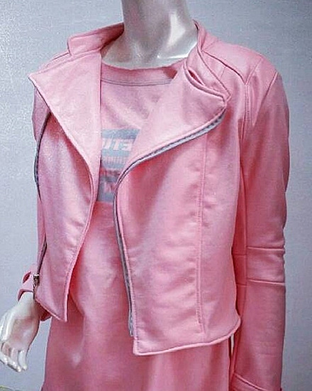 Metalik roze jaknica