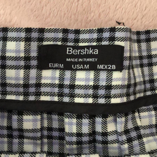 Bershka suknja