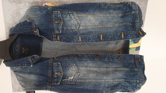 Bershka prsluk texas