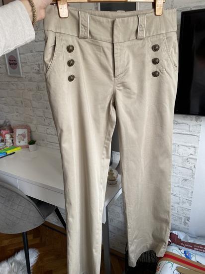 SNIZENE, MONA pantalone, kao nove, M