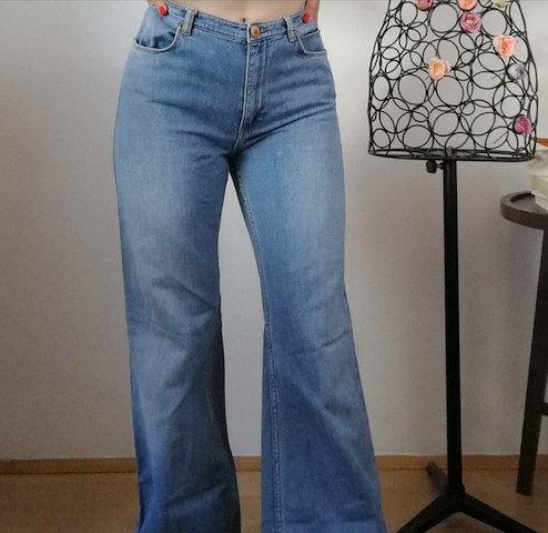 H&M teksas zvoncare