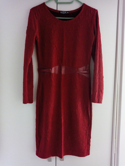 Nova, crvena haljina