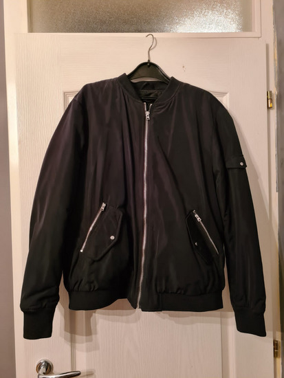 ZARA bomber jakna