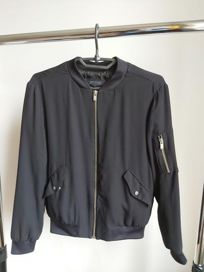 Zara tanka bomber jakna