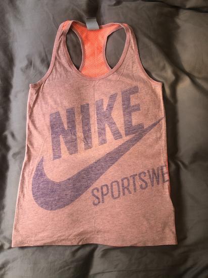 Nike majica za trening