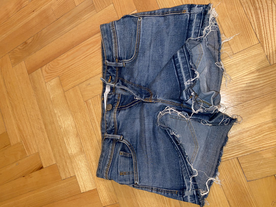 Zara sorts