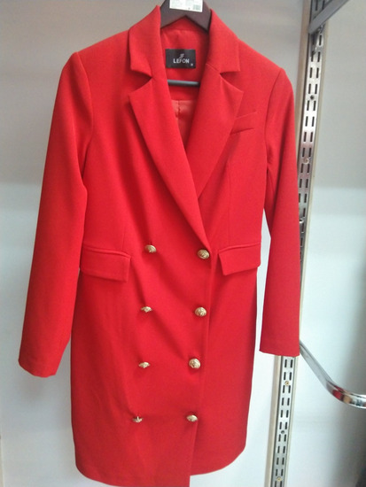 Nova sako haljina crvene boje
