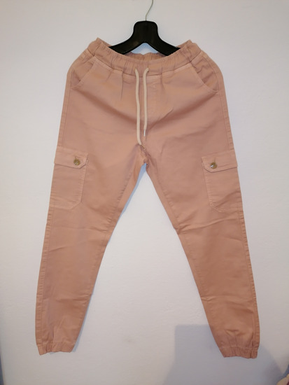 Nove kargo pantalone