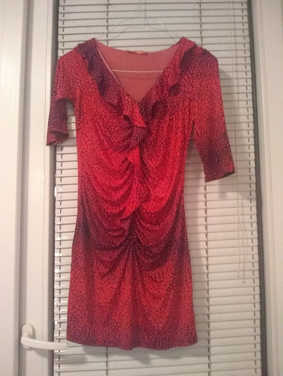 Crvena sexy haljina za izlazak