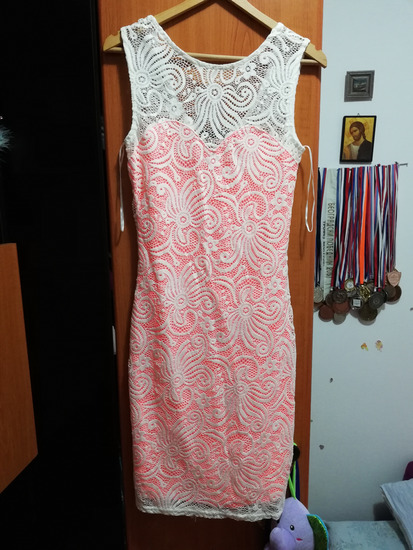 Narandzasta mini haljina