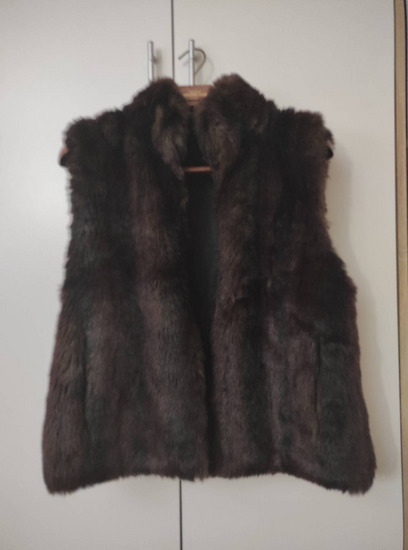 Coaco prsluk faux fur